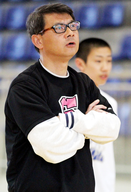 連載プロで活躍 サクラ咲く 東日新聞