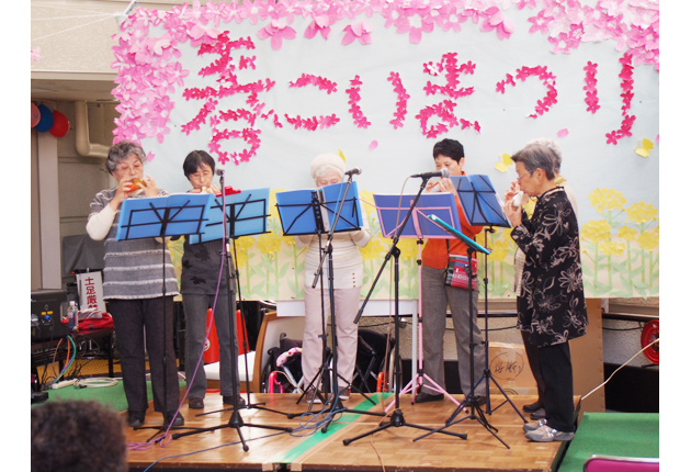 豊橋のさくらピアで春まつり 東日新聞