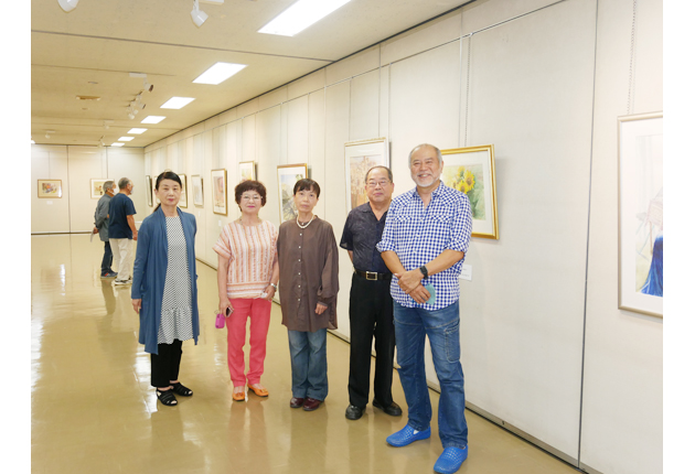 日ごろの研さん力作そろう 東日新聞